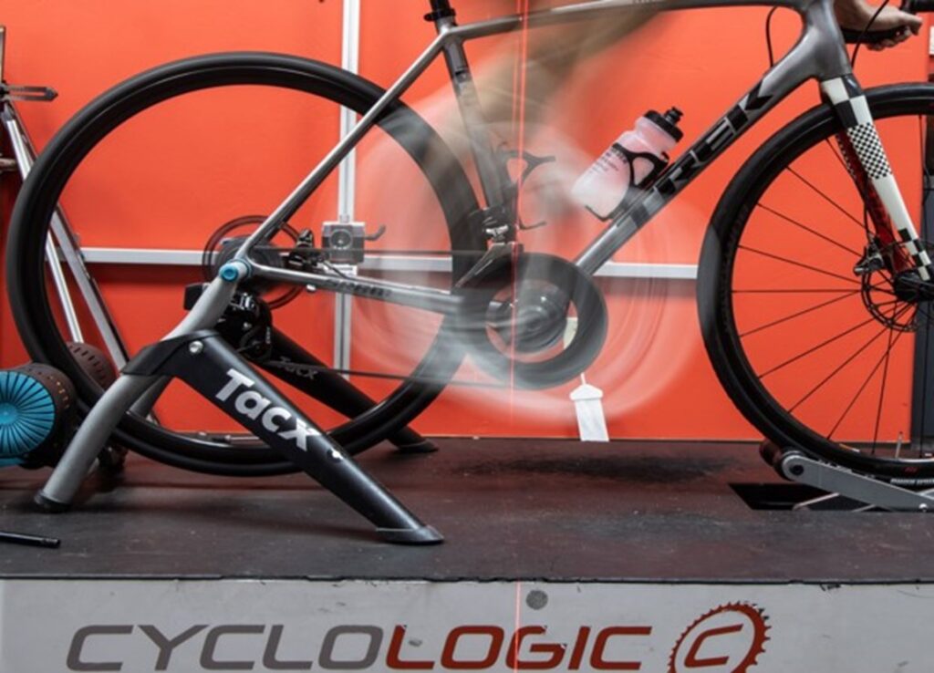 Velogicfit Sports Biomechanics with Femto Mega