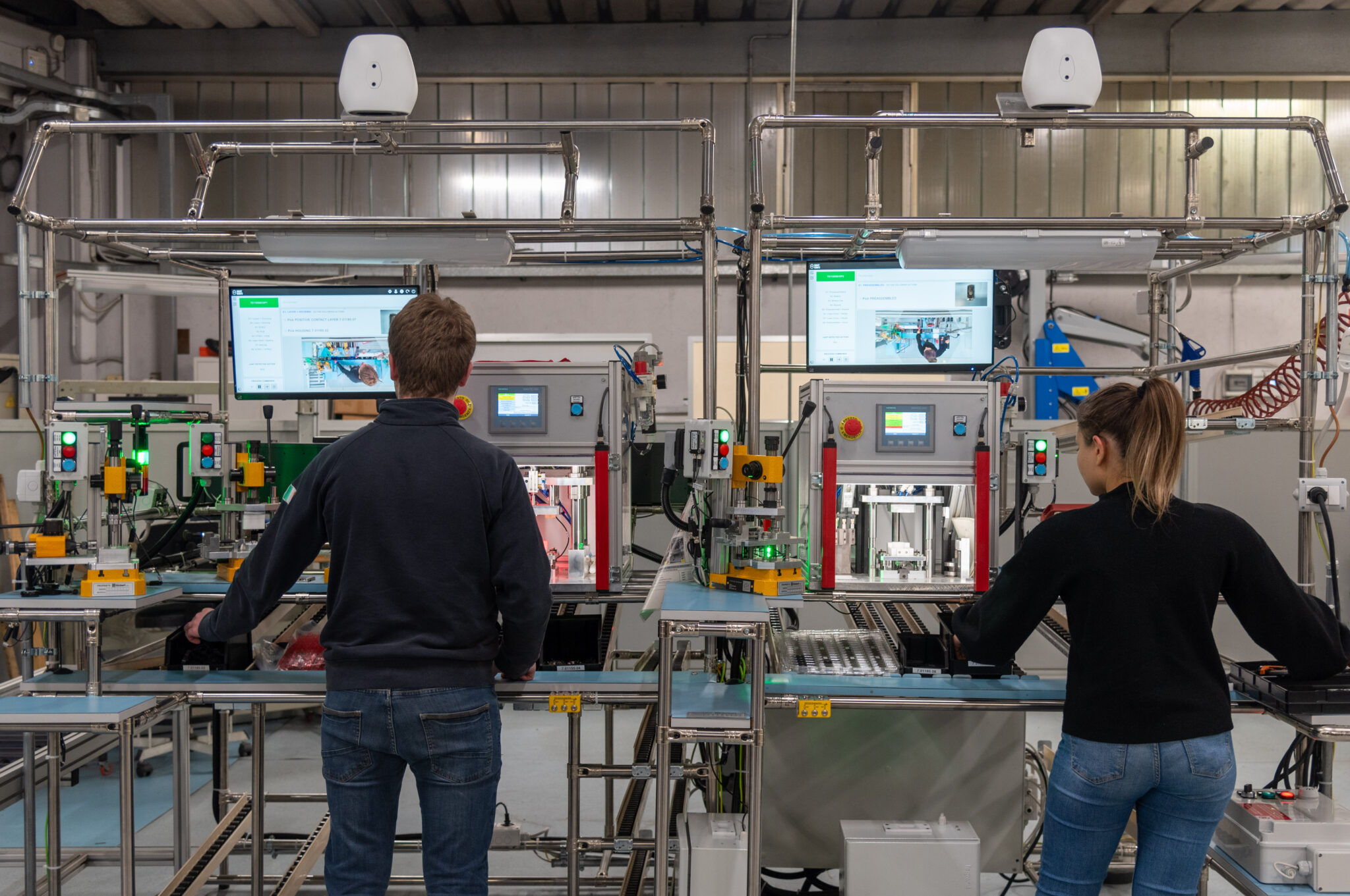 Smart Robots Digital Assistant Improves Manufacturing Operations with ...
